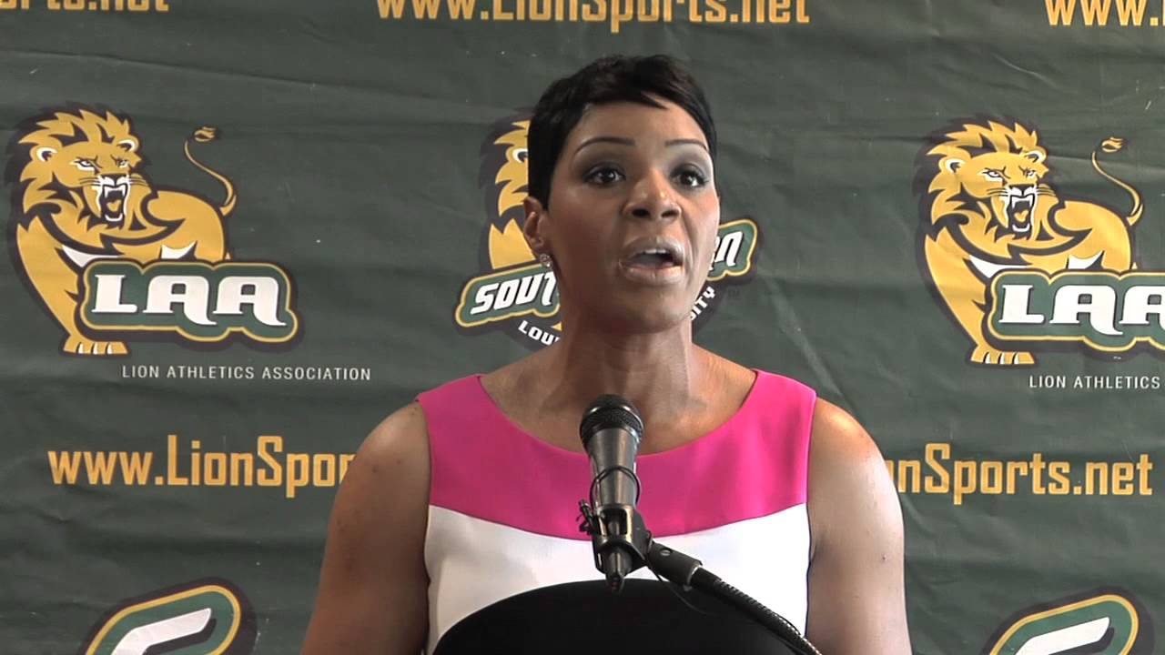 Yolanda Moore - Introductory Press Conference - 4/4/14 - YouTube