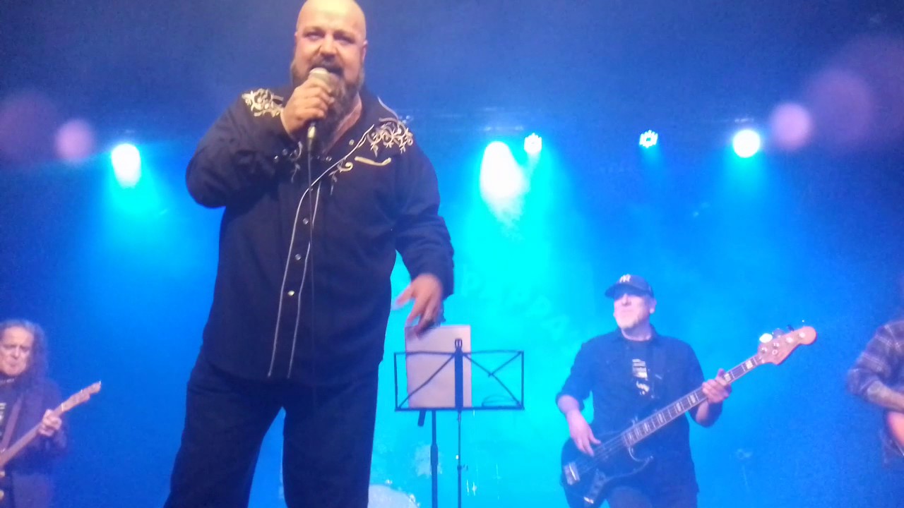 Concert johnny pappa's - YouTube