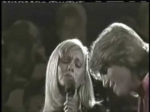 Bee Gees & Andy Gibb - Unicef Gift of Song (3 of 5)