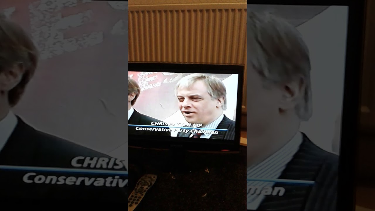 itn news at 3.15 with tim ewart 1992 - YouTube