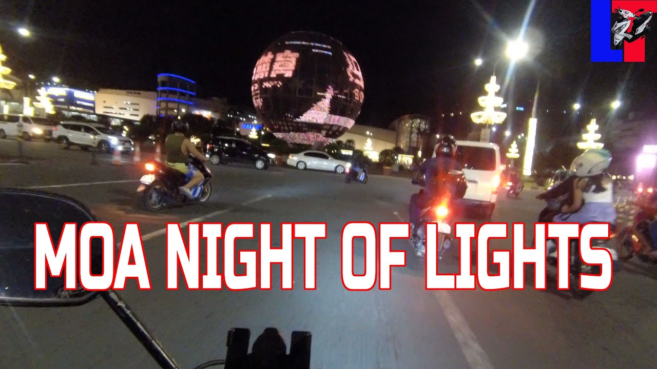 Makati / SM MOA's Night of Lights Drive Thru - YouTube
