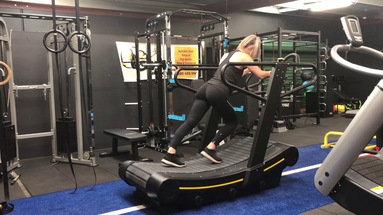 Muscle Motion Motorless Treadmill - YouTube