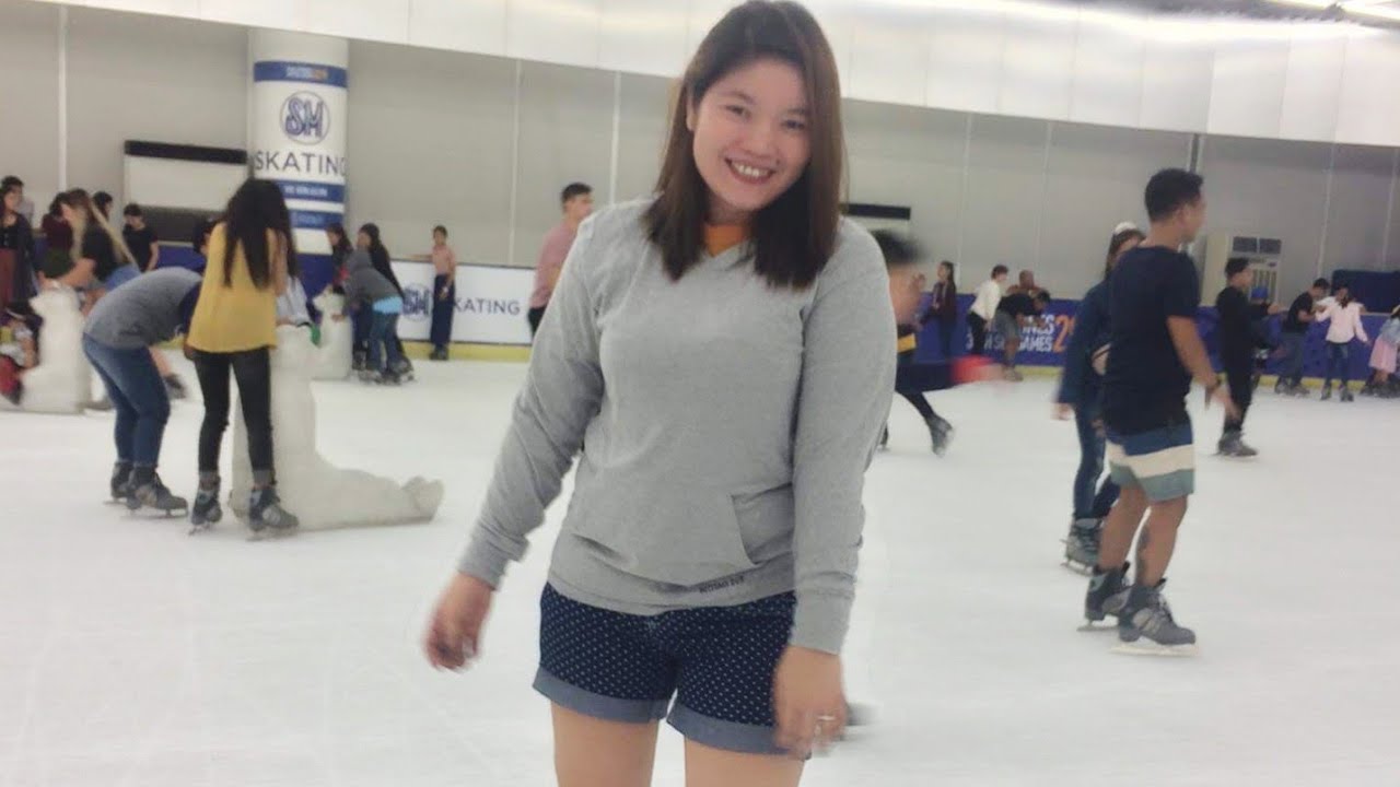My First Ice Skating Fail! - YouTube