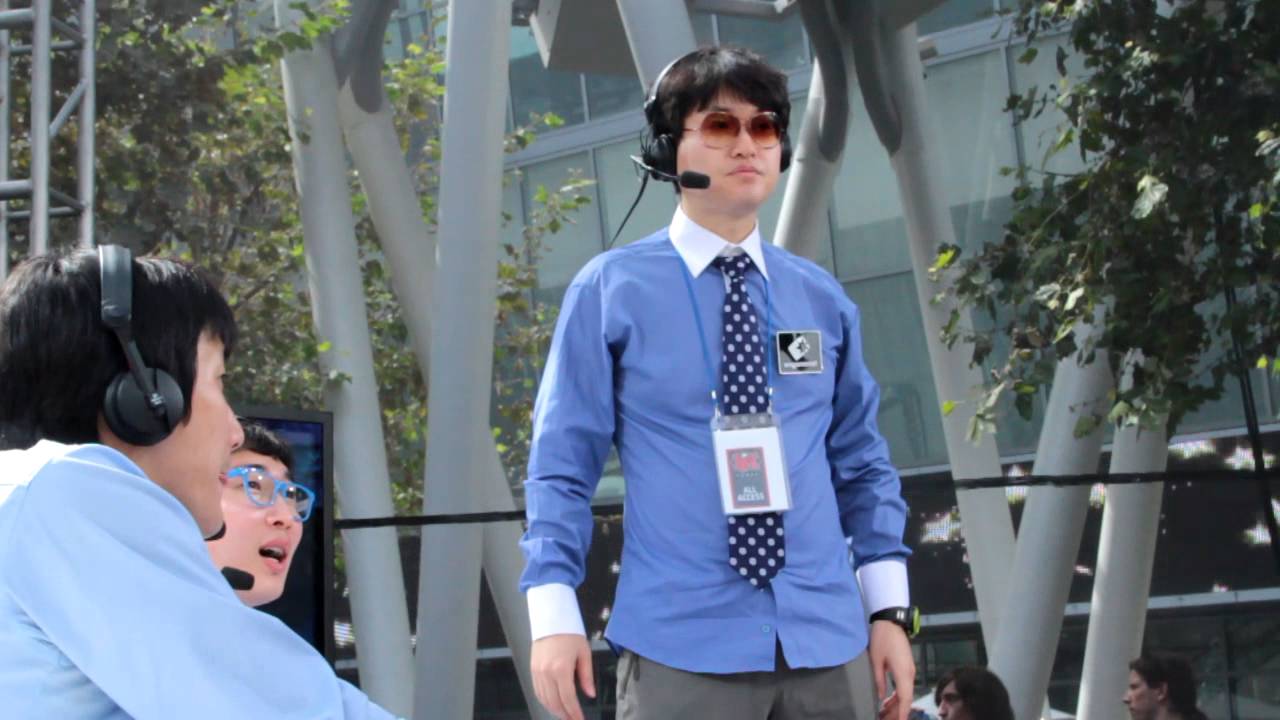 Korean Esports Commentators - YouTube