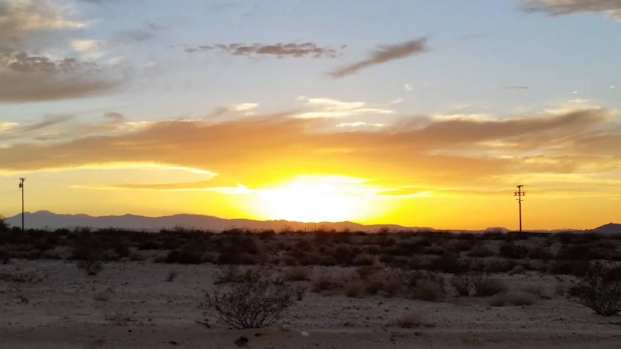Sunset in the Mojave Desert - YouTube