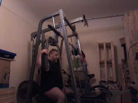 Chest on smith machine  Episode 38,  6sets 40kg,88,3lbs 30reps