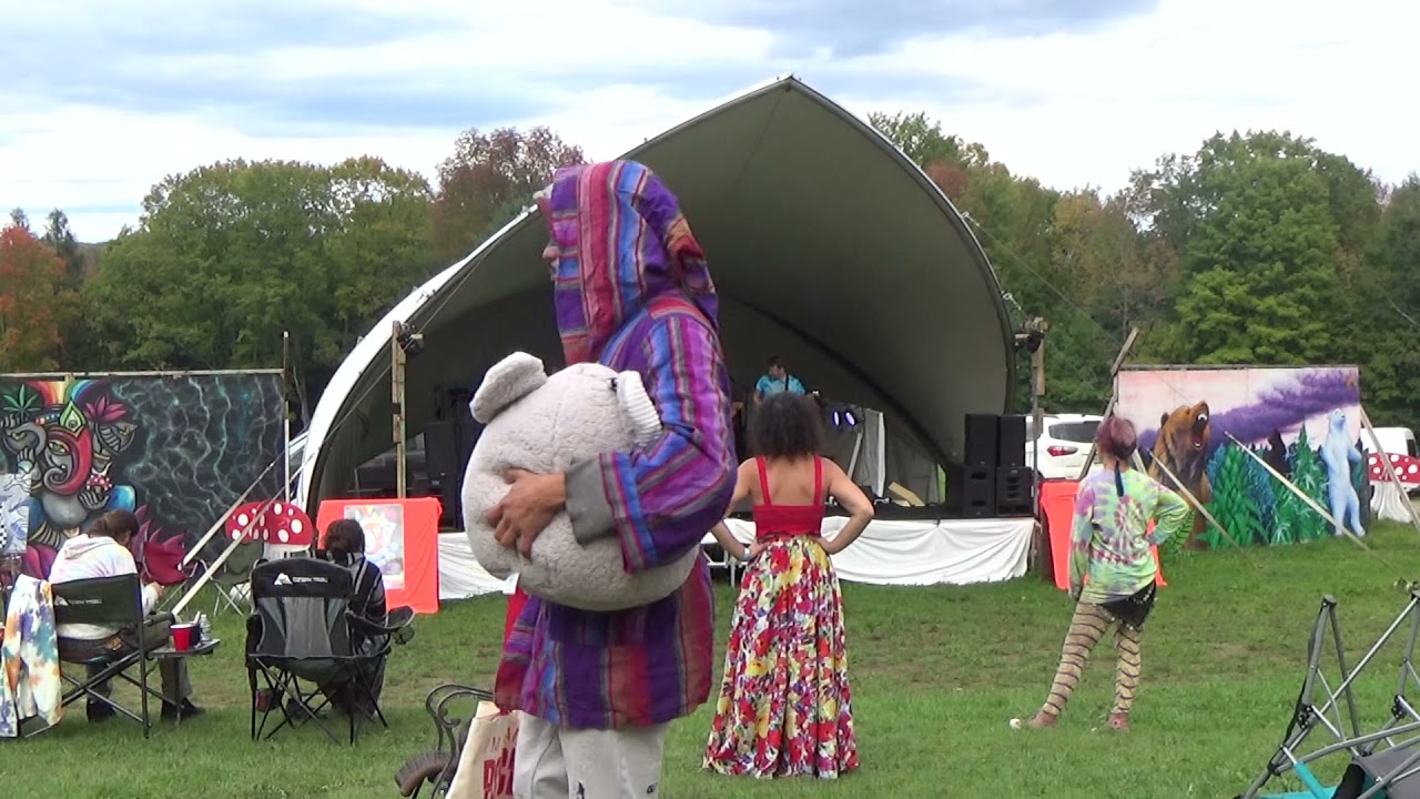 Support Local Artist: Jabbawaukee @ Ganja Grail/Harry's Hill - YouTube