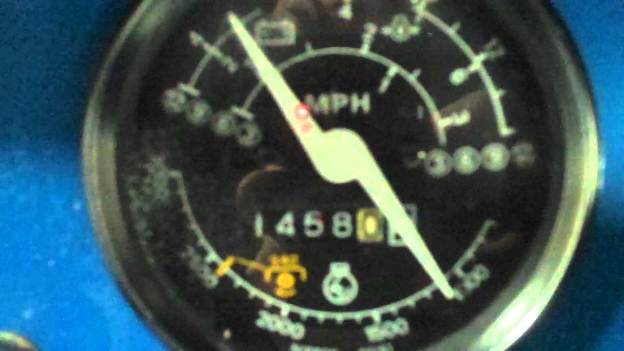 1985 Ford Tractor 1710 - YouTube