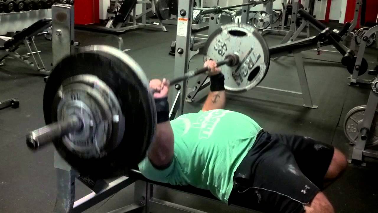 Bench Press- 300 x 8 - YouTube