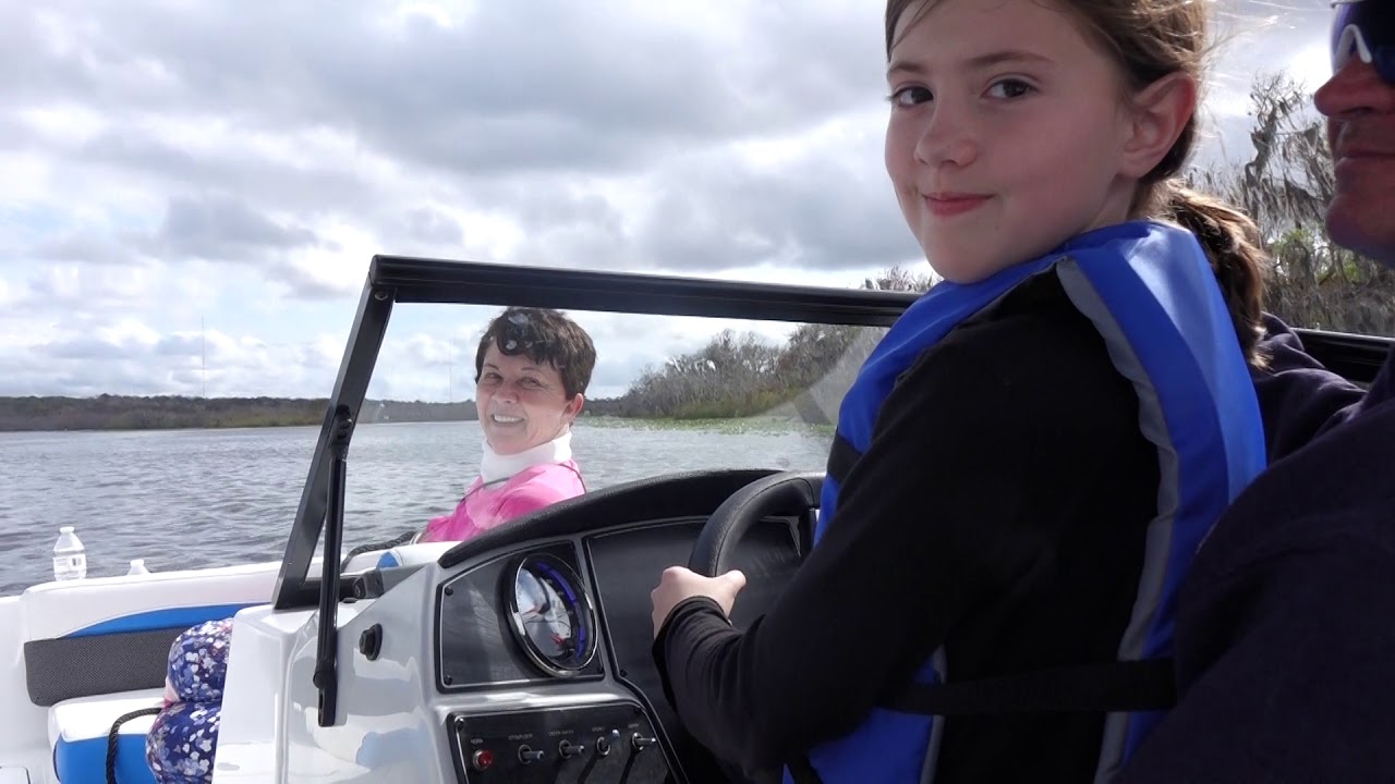 8 Year Old Girl Drives a Boat - YouTube