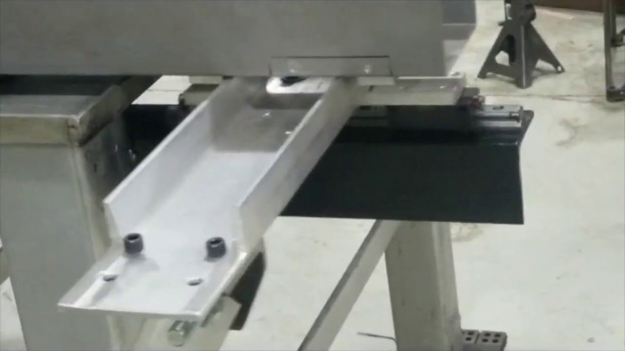 Vibro Model 850 Air Operated Transporter Conveyor - YouTube