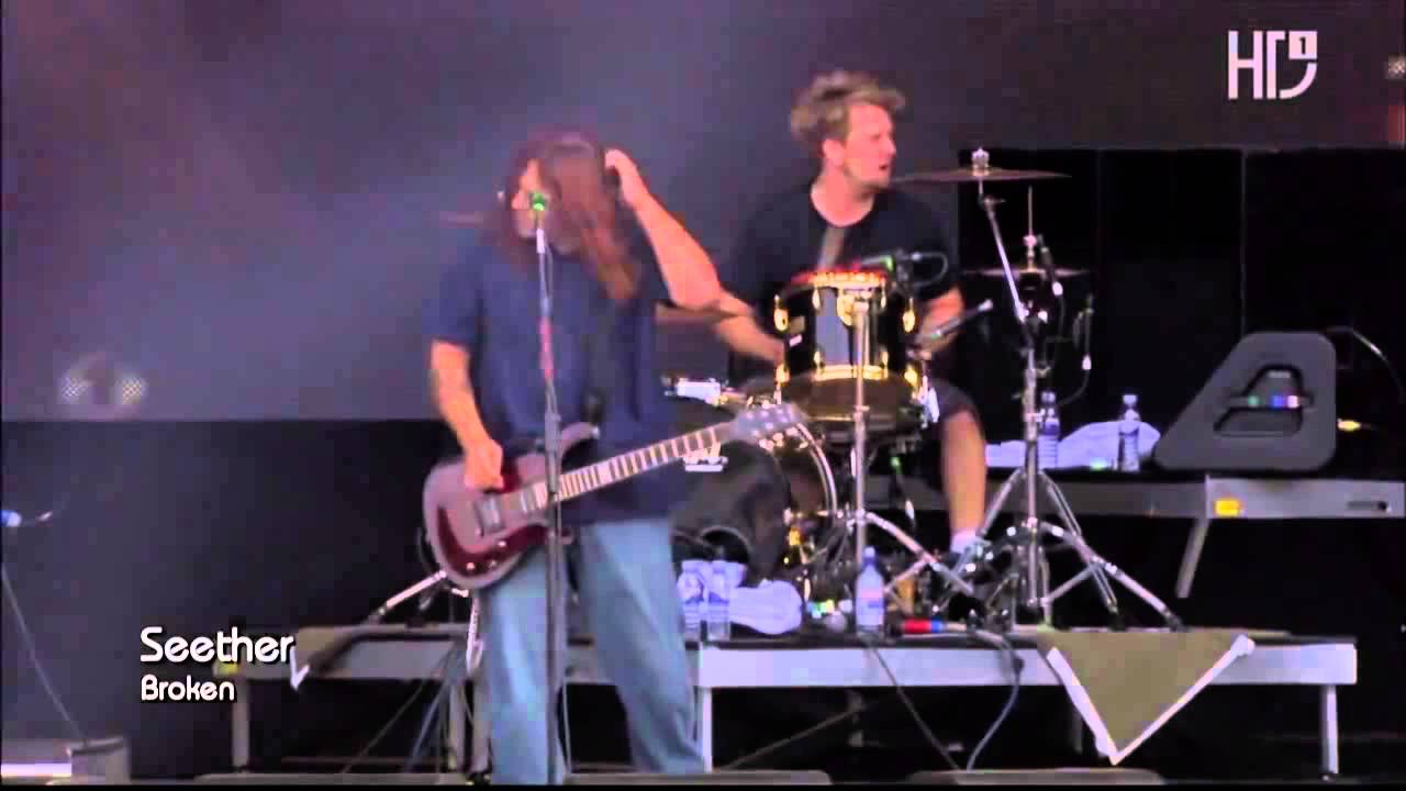 MUVIZA COM Seether Feat Amy Lee Broken Live In Rio HDTV mp4 - YouTube