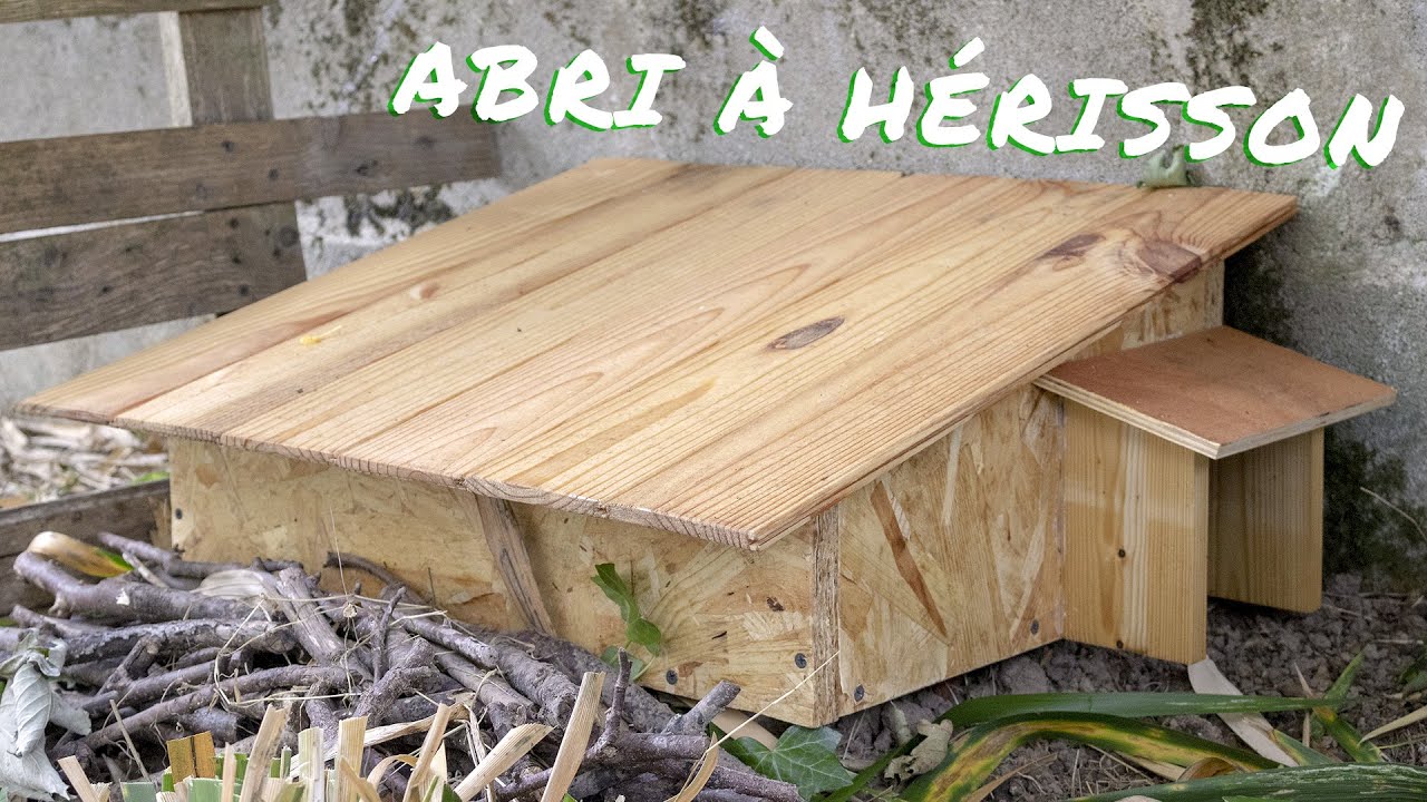 Fabriquer un abri à Hérisson - YouTube