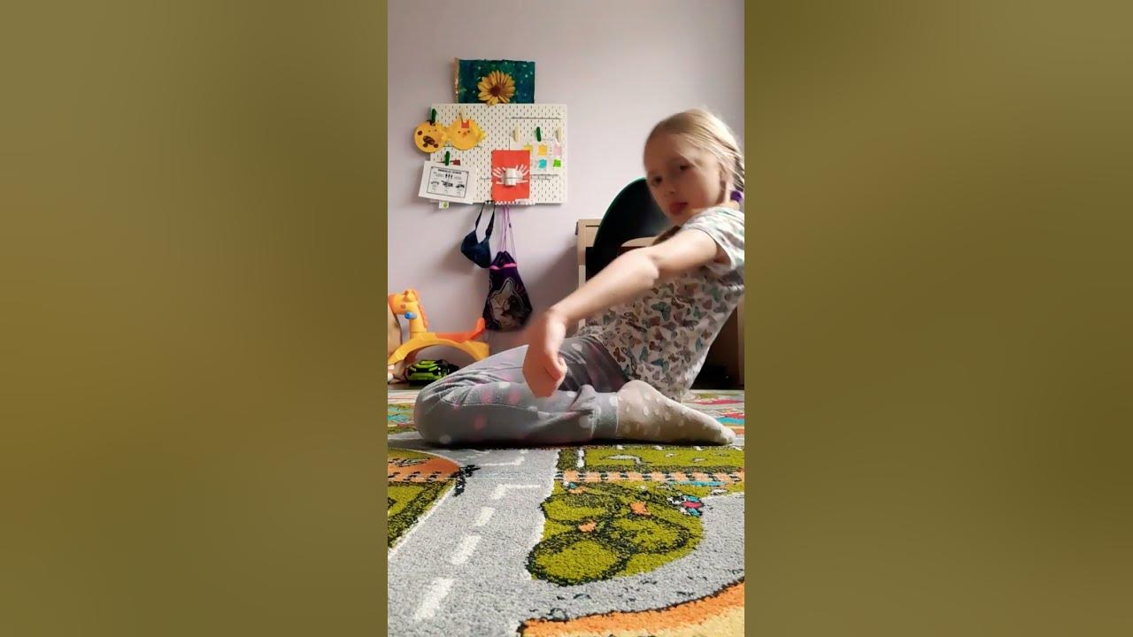 я после балла в школе былы,Уенздей - YouTube