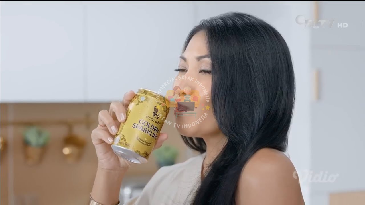 IKLAN ACARAKI GOLDEN SPARKLING Ver.3 • 15s (2022) #AnggunCSasmi - YouTube