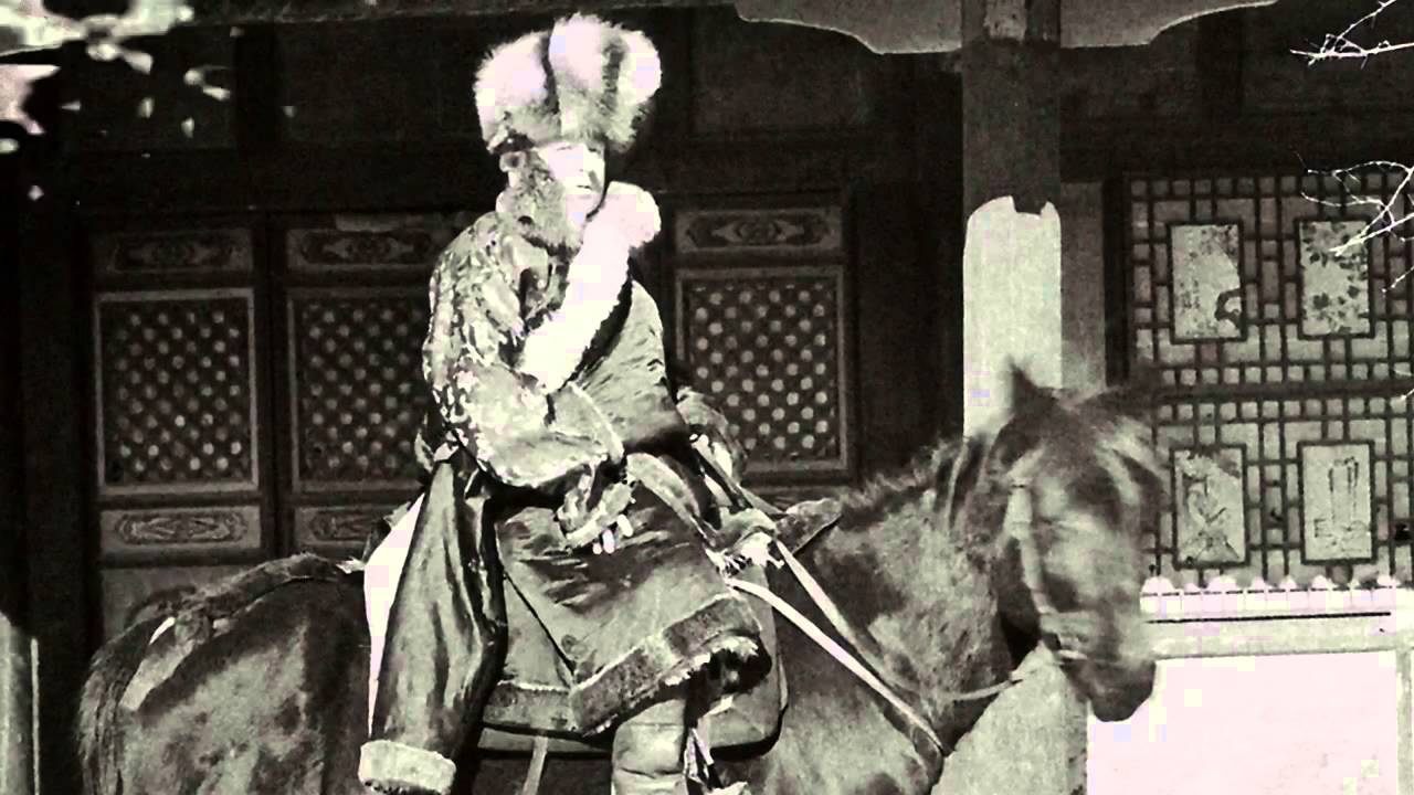 The Plant Hunters: True Stories of Their Daring Adventures to the Far ...