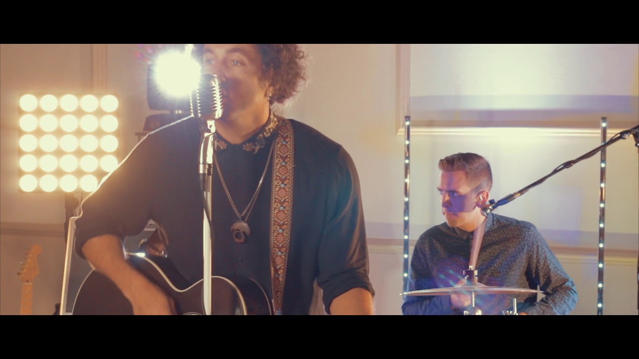 The West Coast Heroes - Free Falling - YouTube