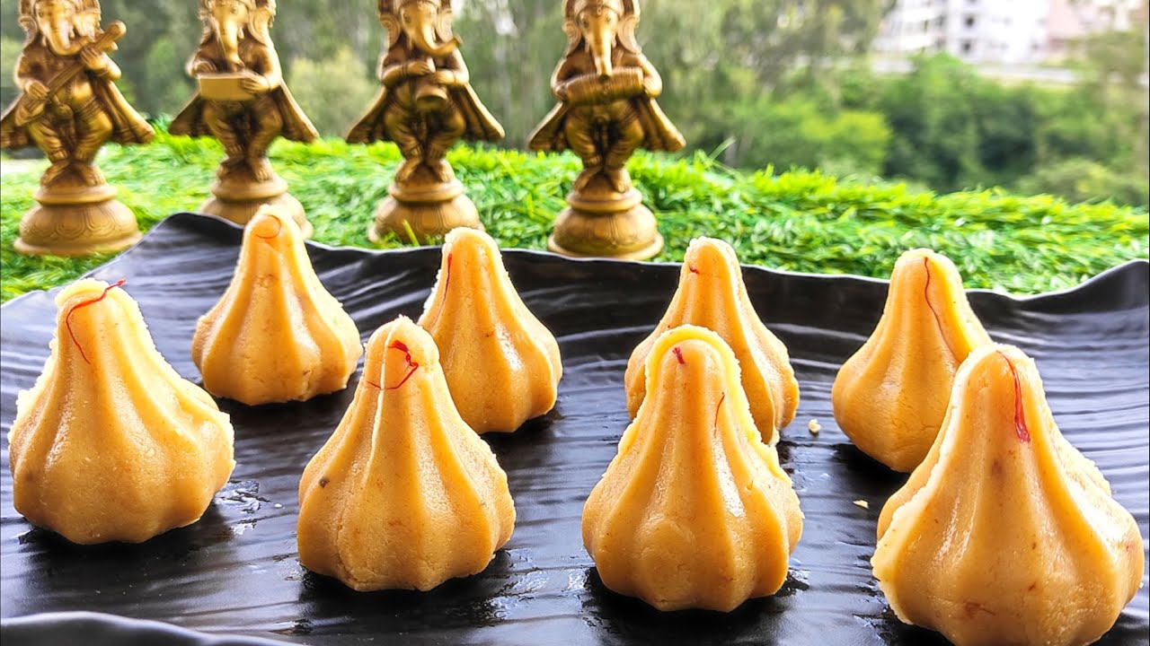 Mawa Modak Recipe | Cashew Mawa Modak | Ganesh Chaturthi Special ...