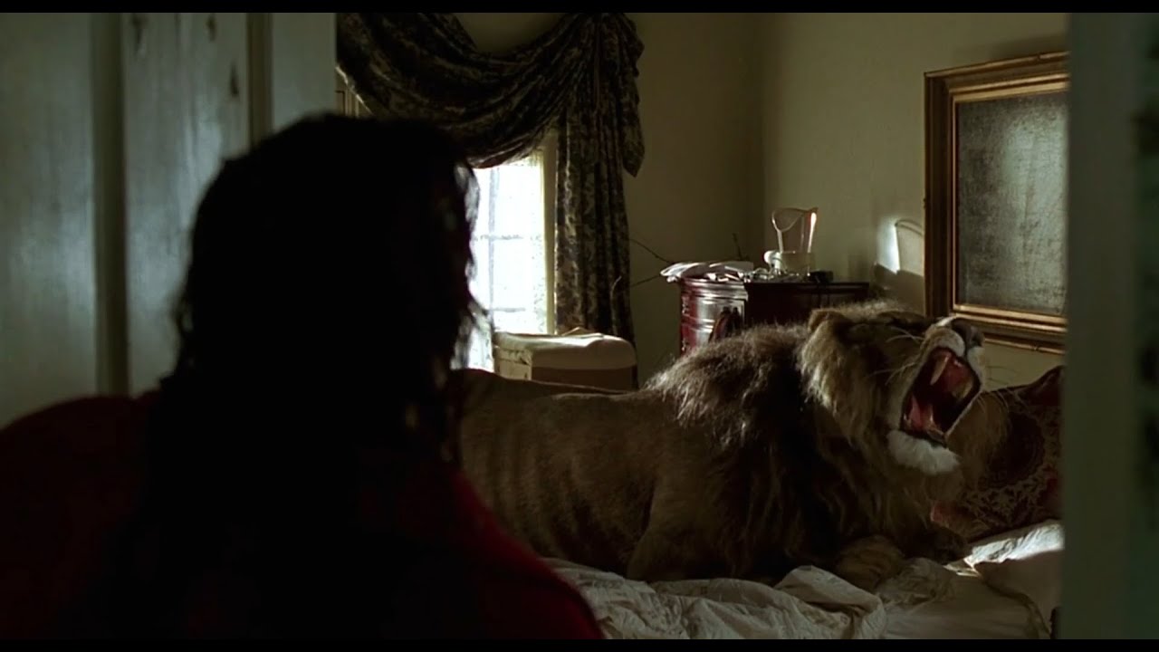 Jumanji - Aunt Nora returns - YouTube