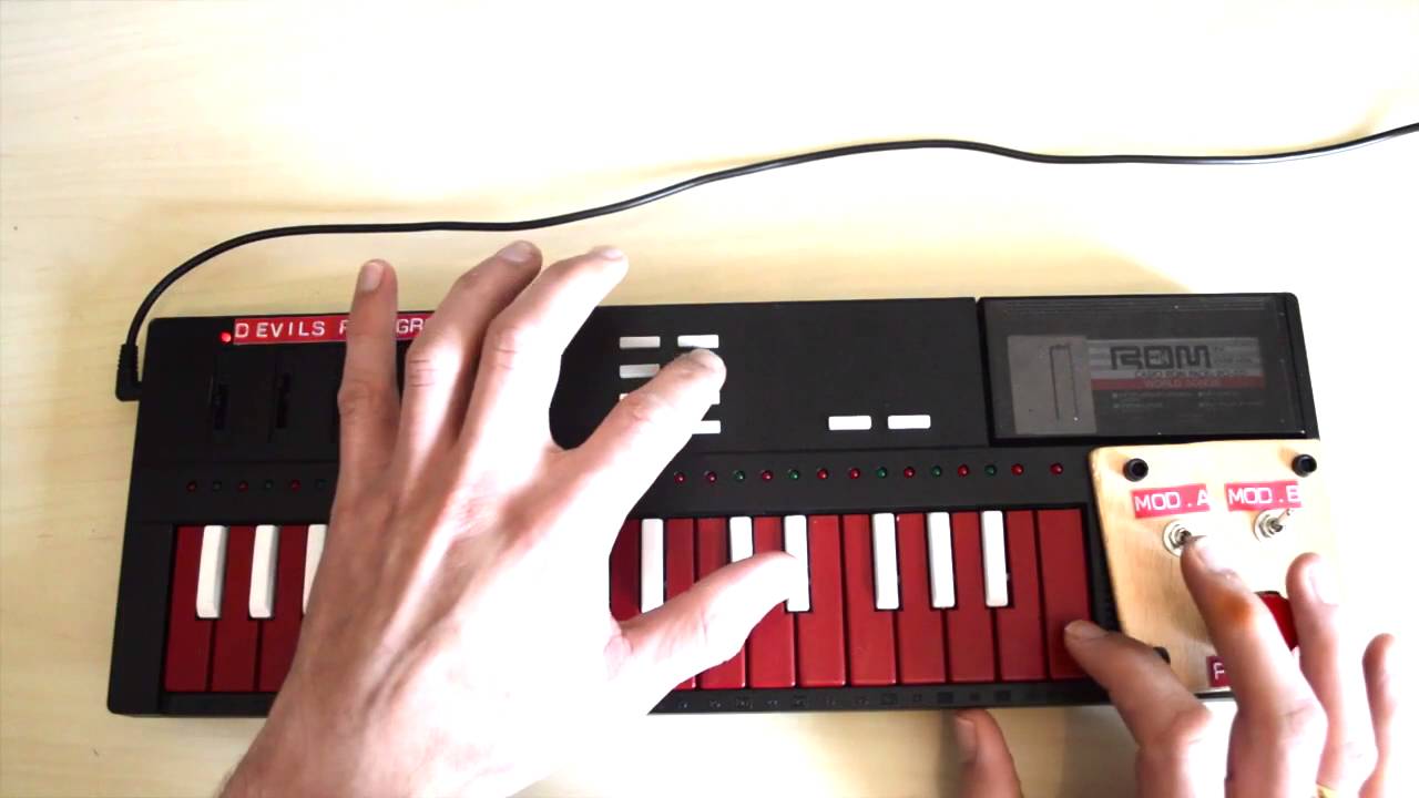 Casio PT-87 circuit bent - YouTube