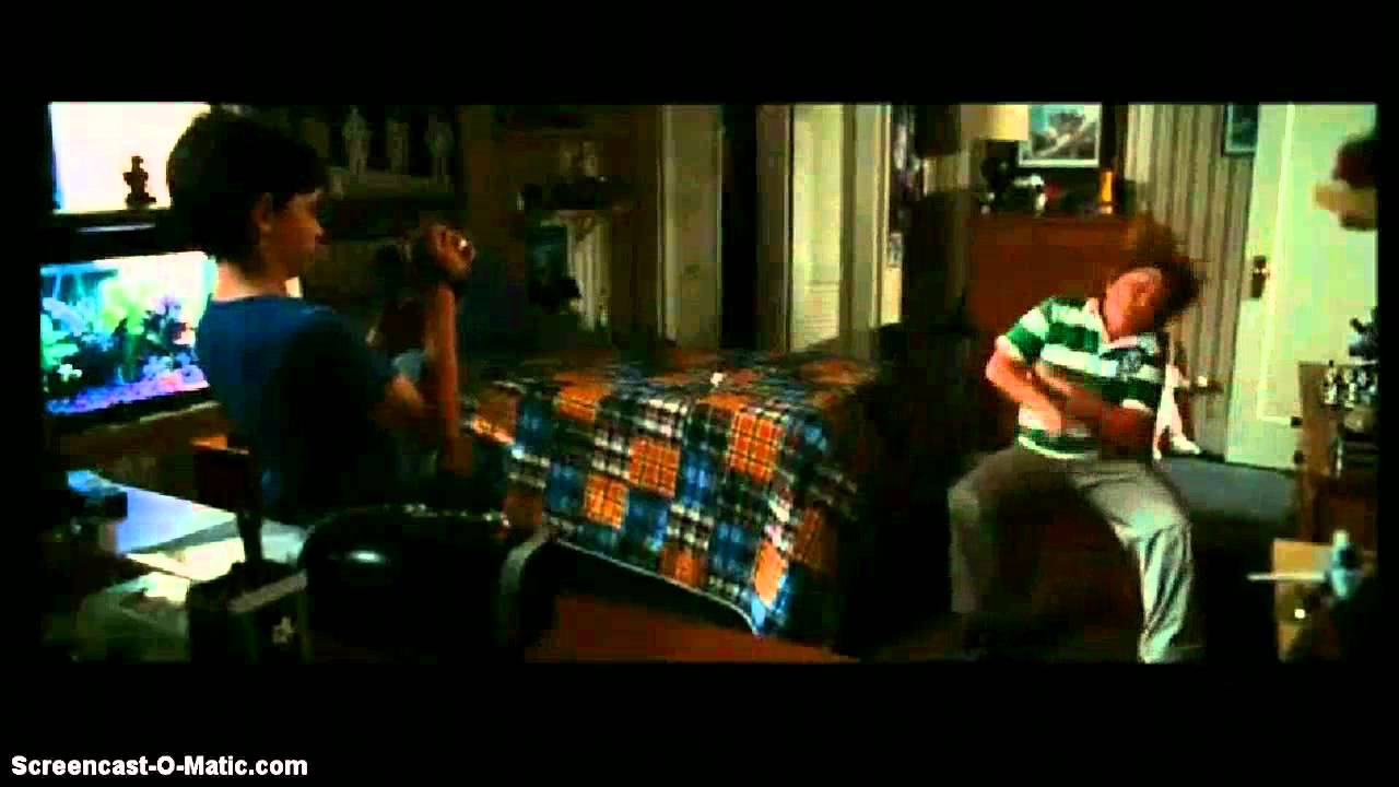 Diary Of The Wimpy Kid Rowley singing Tik-Tok (Kesha) - YouTube