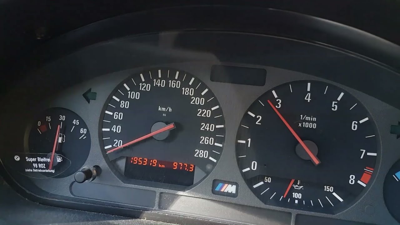 BMW acceleration 0-100kmh, 100-200kmh, 0-200kmh accel - YouTube