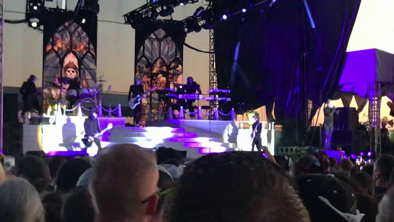 Rockfest kc 2018 ghost - YouTube