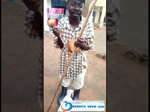 Umusaza ngo Nsengiyumva yamusabye ko bakorana Indirimbo  aranga kd baturanye