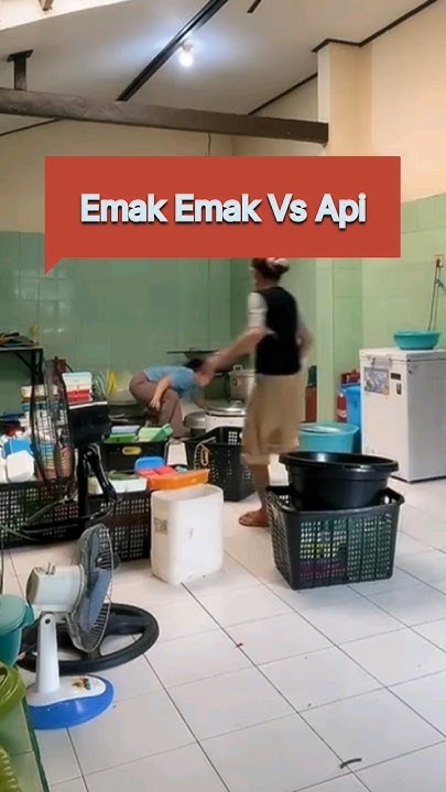 Emak Emak VS Api - YouTube