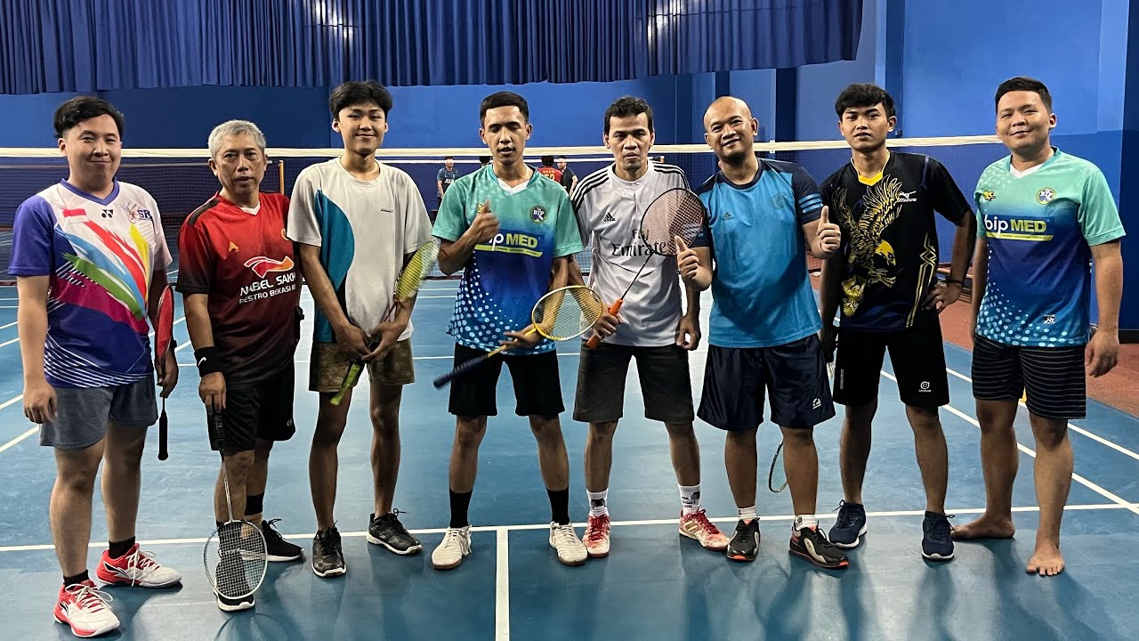 BULTANG RUTIN JUMAT MALAM - GOR BADMINTON JATIASIH - YouTube