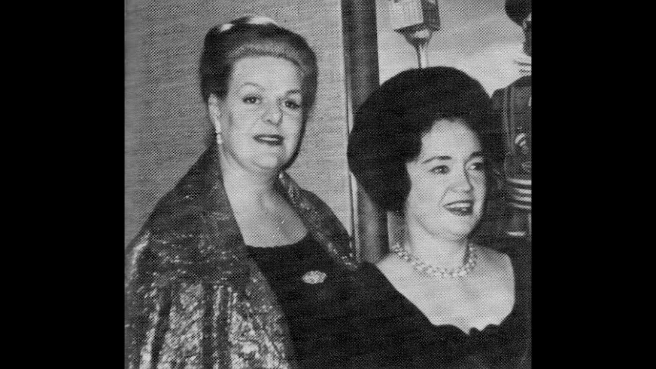 Lois Marshall & Maureen Forrester sing folksong duets - LIVE! - YouTube