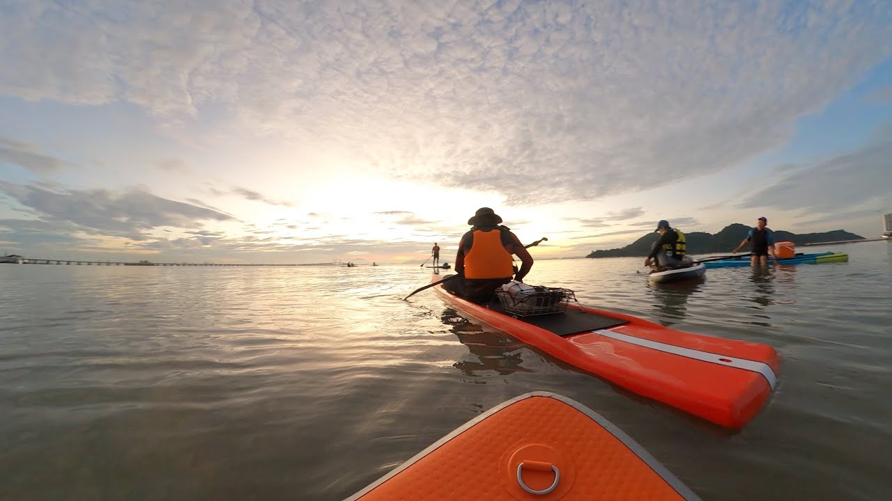 Penang Middle Bank sea-grass Gazumbo island Sup By Gopromax - YouTube