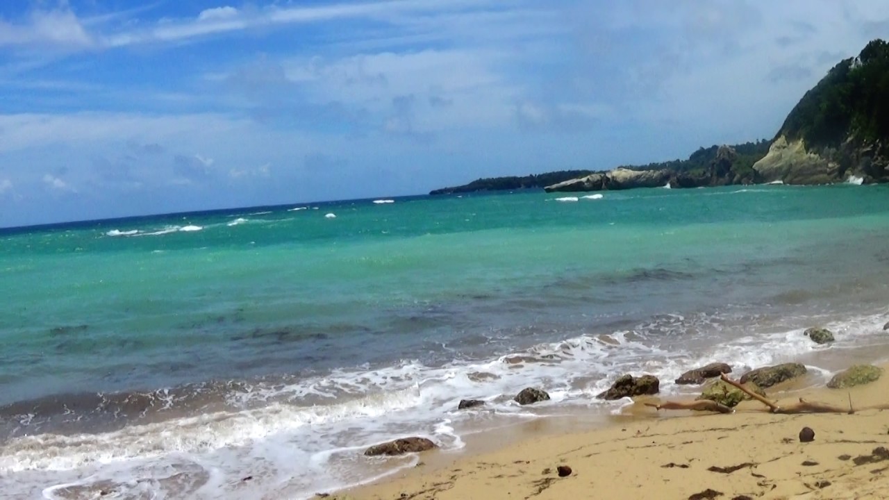 CABO FRANCES VIEJO CON LA PLAYA BRETON PROVINCIA MARIA TRINIDAD SANCHEZ ...