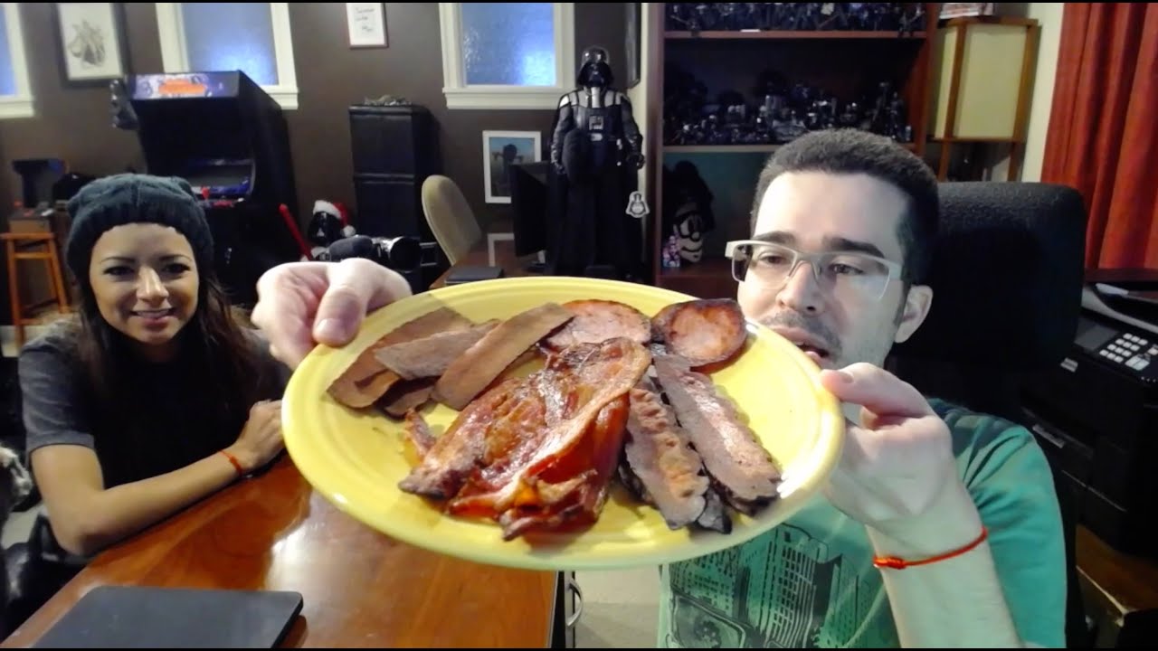 Bacon: Real Vs. Fake (Bacon TAG!) - YouTube