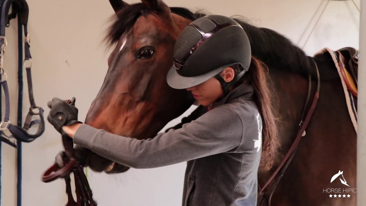 A ride with Alexandra Amar 🇨🇭 - YouTube