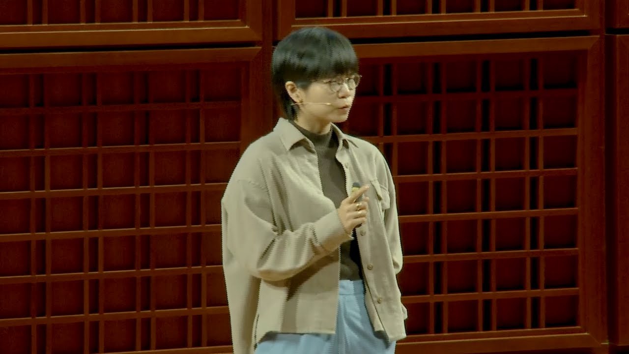 Love as a Reading Principle | Carissa Foo | TEDxYale NUS College - YouTube