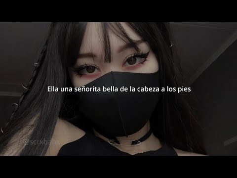 Ella una señorita bella 💖 de la cabeza a los pies // Maluma, GIMS  - Hola Señorita (Letra + Lyrics)