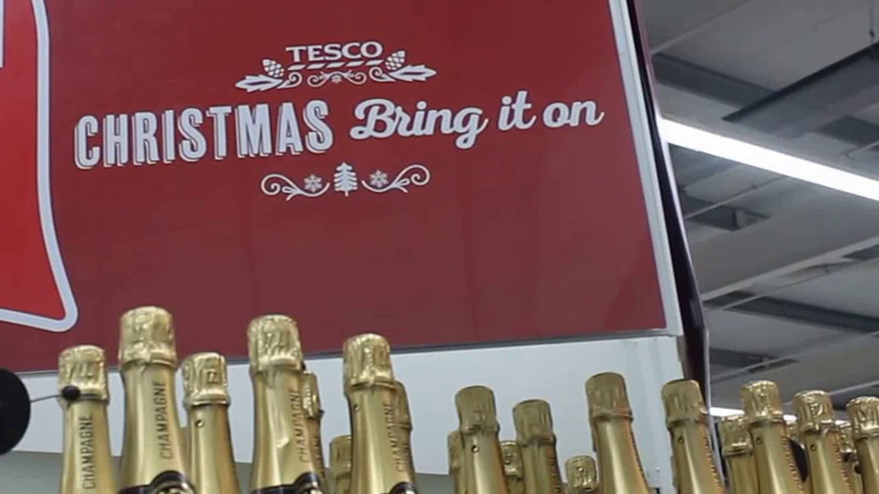 Tesco Oakham Christmas Eve 2016 - YouTube