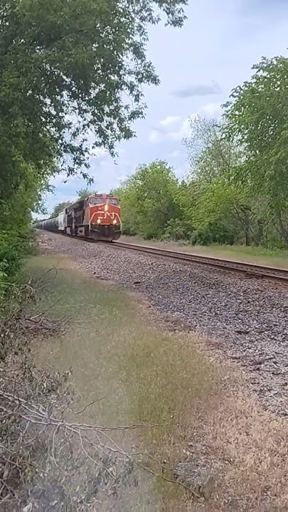 CN 3137's K5HLA - YouTube