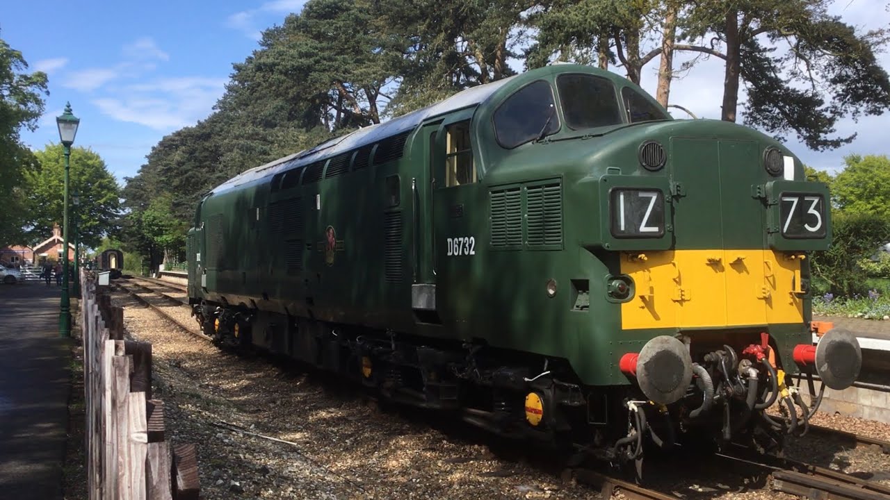Classic Class 37 Thrash with D6732 at the North Norfolk Railway - 10/05 ...