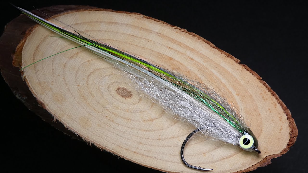 Fly tying FLATWING MINNOW by Jorge G. Huertes - YouTube