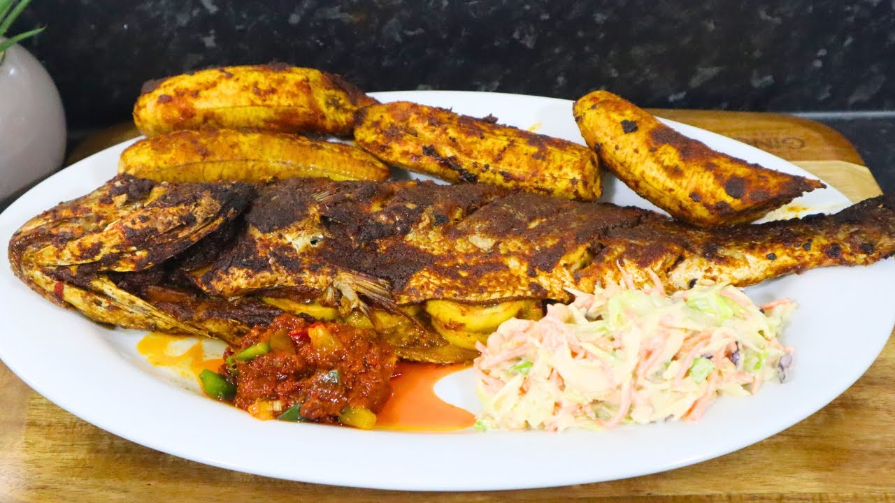 How To Make Oven Grilled Crocker Fish And Plantain| Grilled Fish With ...
