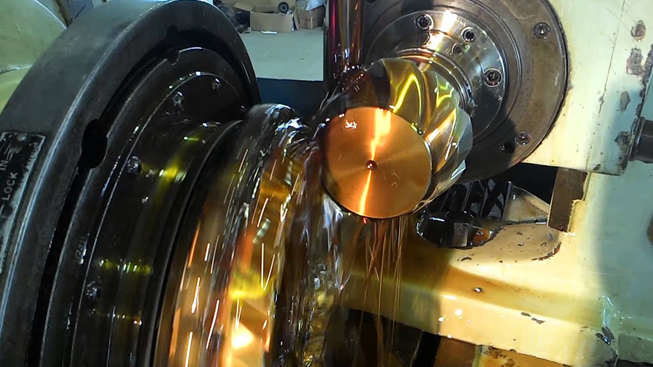 Engranajes: Piñón Cónico Helicoidal - YouTube