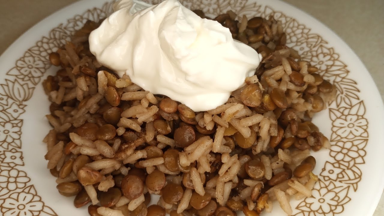 Mujadarrah : Lentils and rice with onions - YouTube