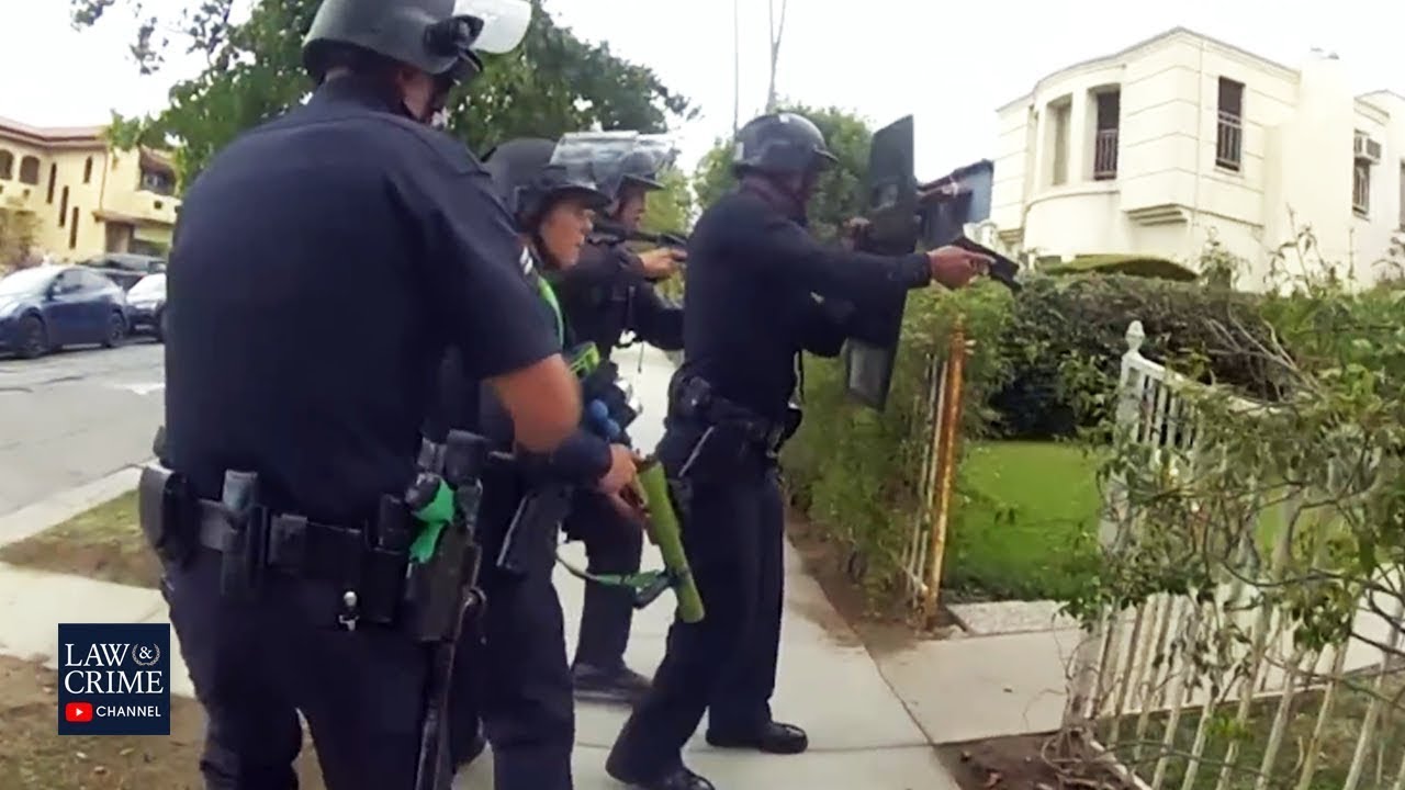The Longest POLICE SHOOTOUT In cop HISTORY.. - YouTube