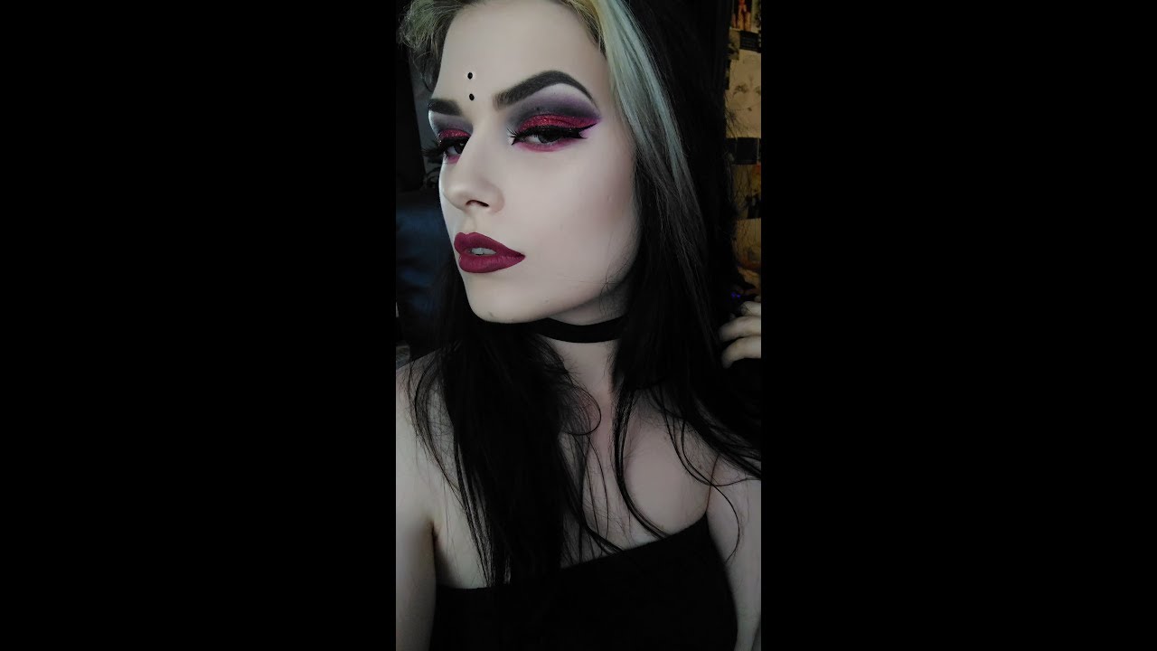 Glam Vampire ( Going out make-up routine ) - YouTube