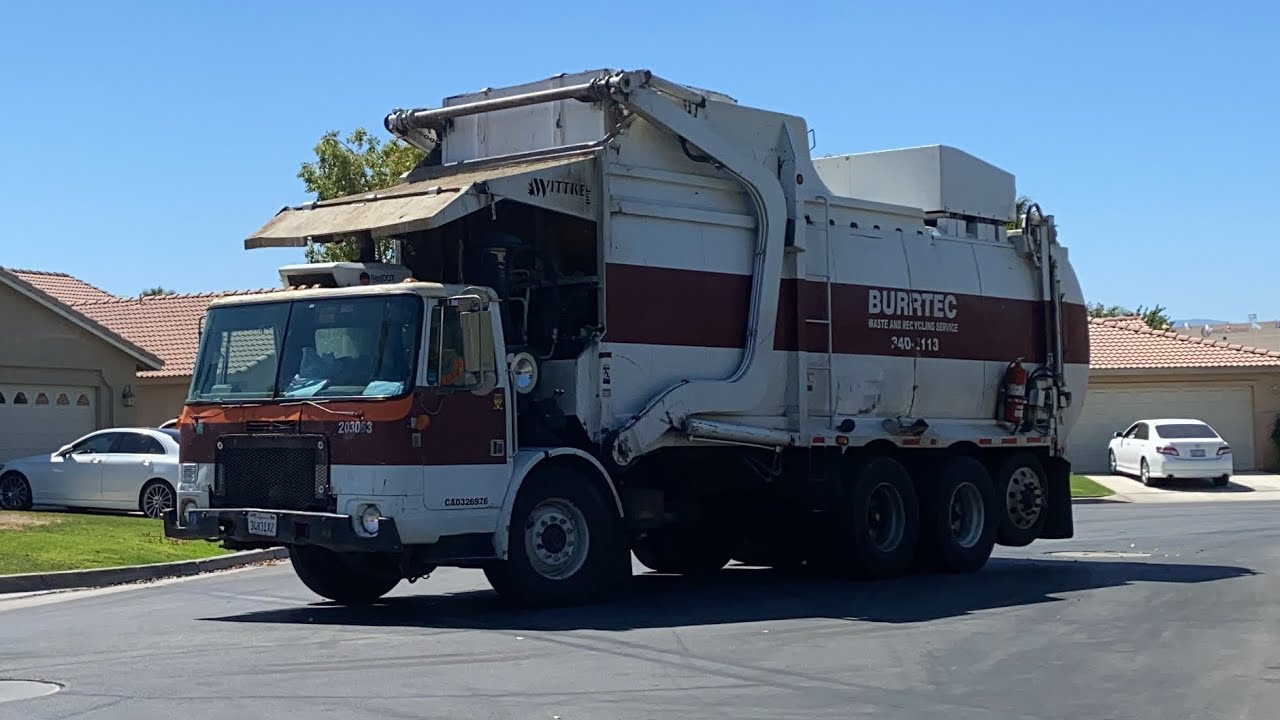 Burrtec Volvo Wittke Carry cans on Bulky Waste - YouTube