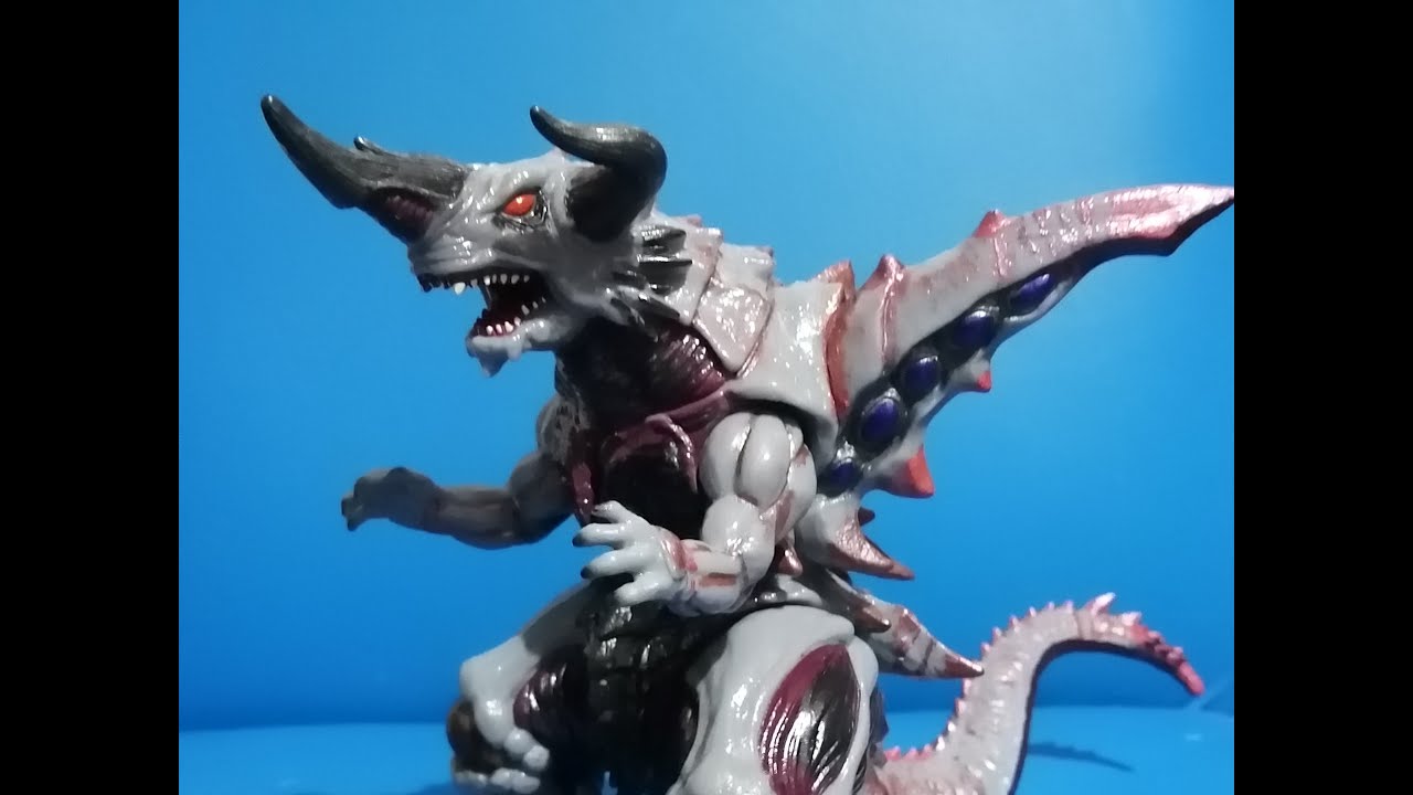 Bandai Movie Monsters Series Bagan custom paint - YouTube