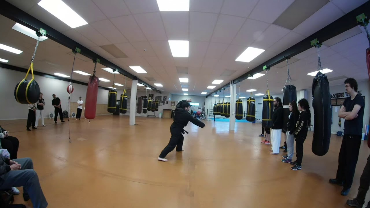 Gloves Boxing Gym Demo http://www.glovesboxing.co.nz/ - YouTube
