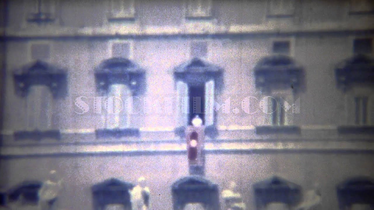 1963: Catholic Pope waves Vatican City residents window greeting. ROME ...